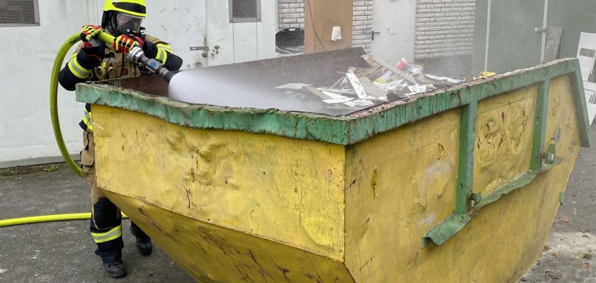 Container in Flammen | Kreisstadt Siegburg